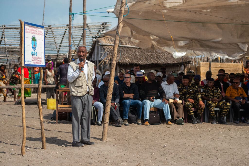 Communities in Madagascar launch the world’s largest mangrove carbon ...